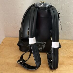 Loungefly | Bags | Loungefly Hocus Pocus Binx Pocket Mini Backpack ...